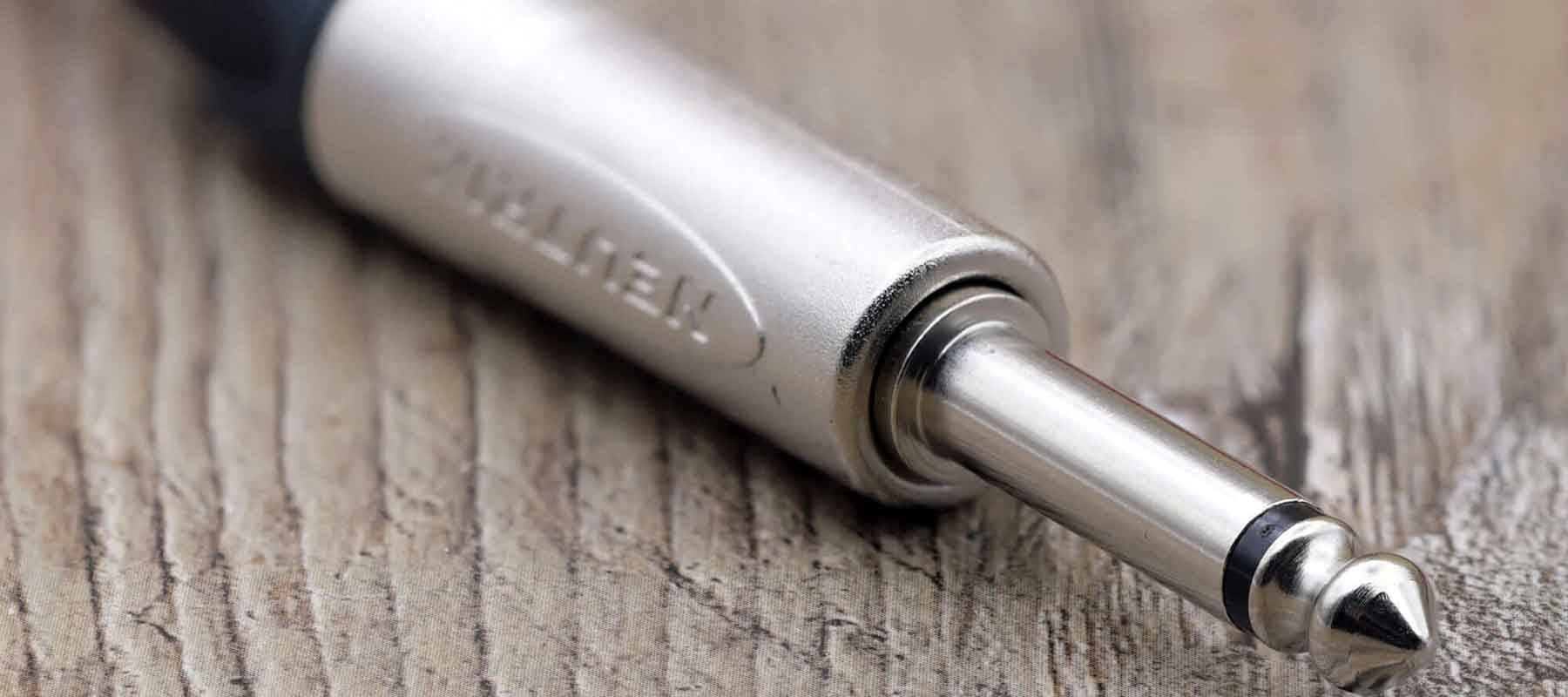 Guitar Cable: Your Tonal Foundation? | Boost Guitar Pedals